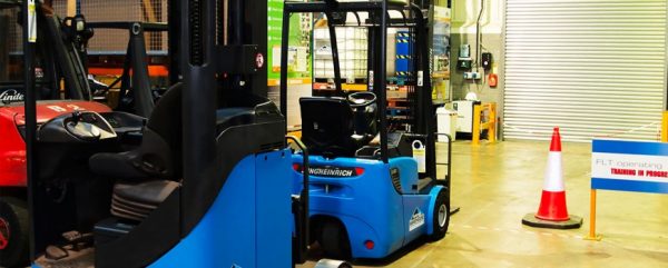 Reasons to Get a Forklift ( FLT ) Licence - RTITB accredited forklift ...